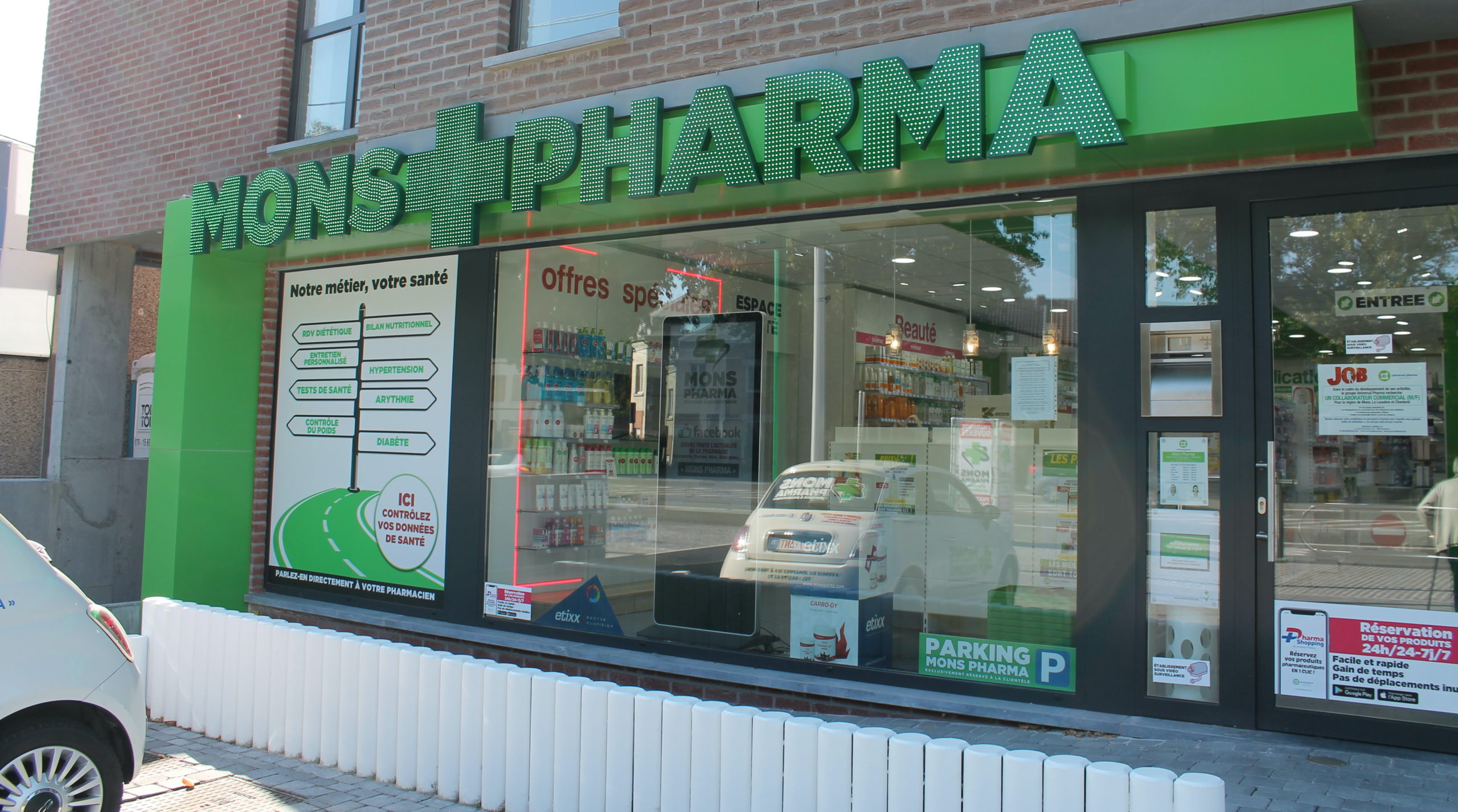 Mons Pharma - Universal Pharma